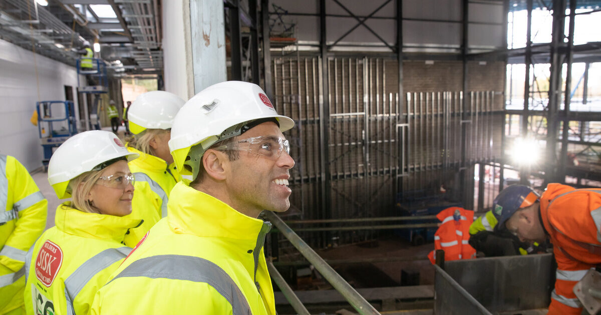 Ken Skates visits ICC Wales | ICC Wales